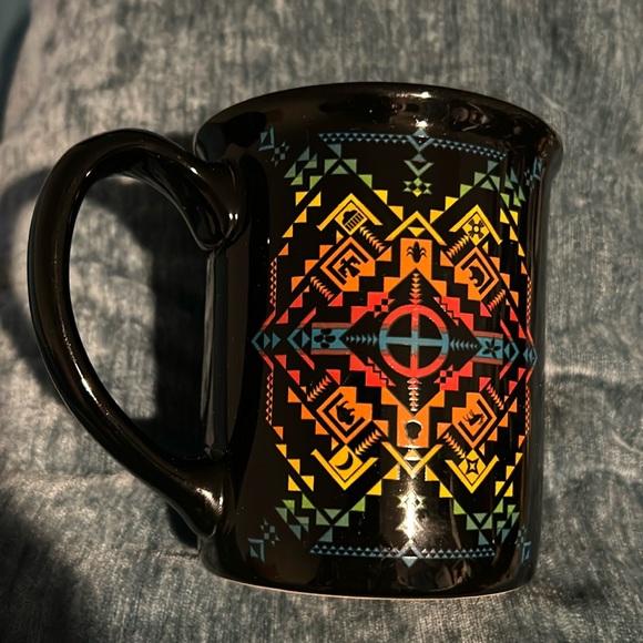 Pendleton | Kitchen | Pendleton Cup Its A Large Cup Euc No Cracks ...
